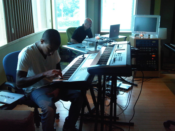 The Neptunes & Jim Jonsin In Studio - The Neptunes #1 fan site, all ...